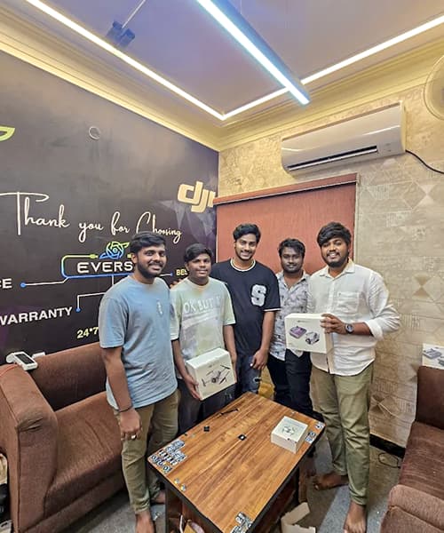 Buy EMO AI Desktop Pet Robot at Everse - Smart Interactive Companion